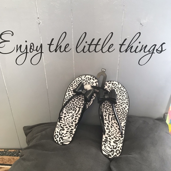chatties | Shoes | Cheetah Flip Flops | Poshmark